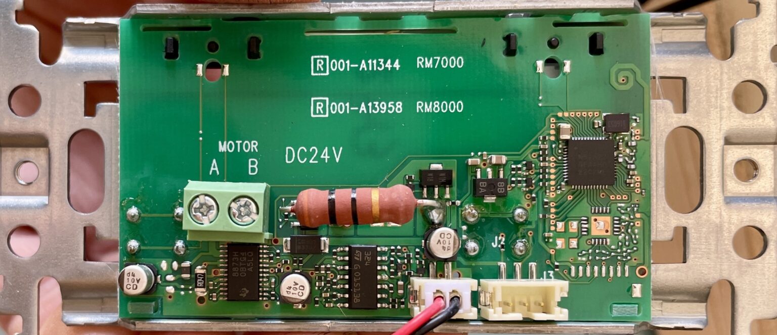 後付けできる！「スマートガレージKIT」シャッター電動化 その4 | YK-BASEブログ